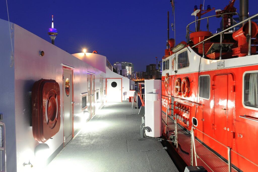 Aluminum Fire Boat for Sale: Fire Fighting and Rescue Vessle